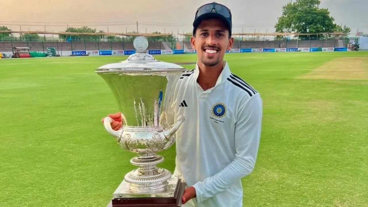 Who is Mumbai all-rounder Tanush Kotian?