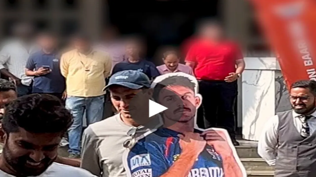 [WATCH] IPL 2025: Pat Cummins carrying Mitchell Marsh in SRH team bus