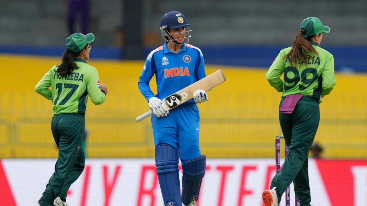 ICC Women's Cricket World Cup 2025, IND-W vs PAK-W match sees unusual ...
